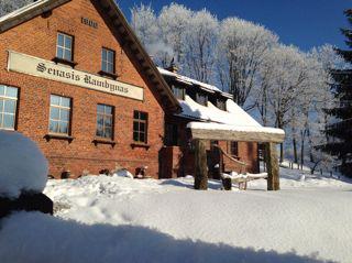 ,,Senasis Rambynas'' - svečių namai, kavinė, pirtis - Savaitgalio ...